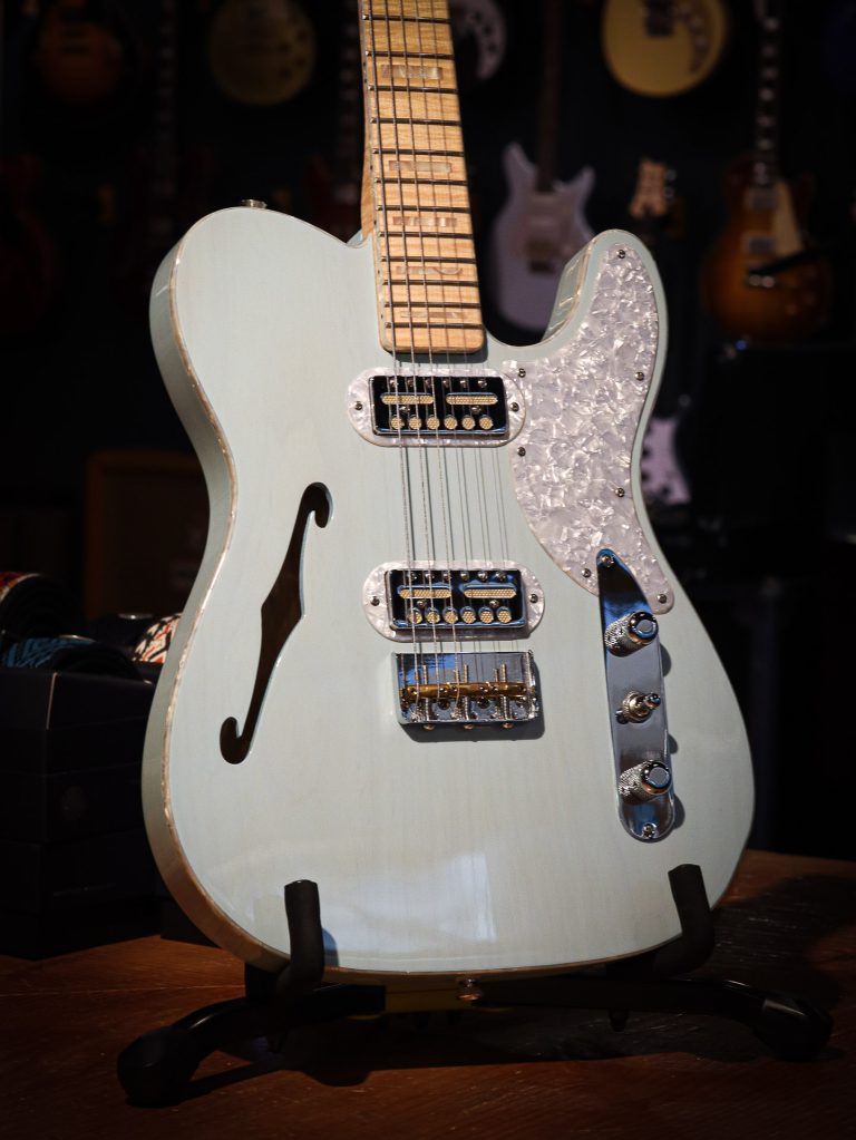 Fender Parallel Universe Volume II Tele® Mágico Pre-Owned - Kauffmann's ...
